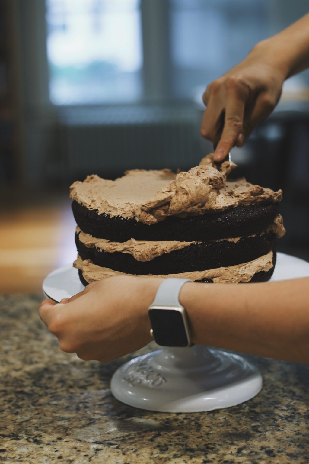 5 Best Cake Decorating Tips for Success - ScheckEats